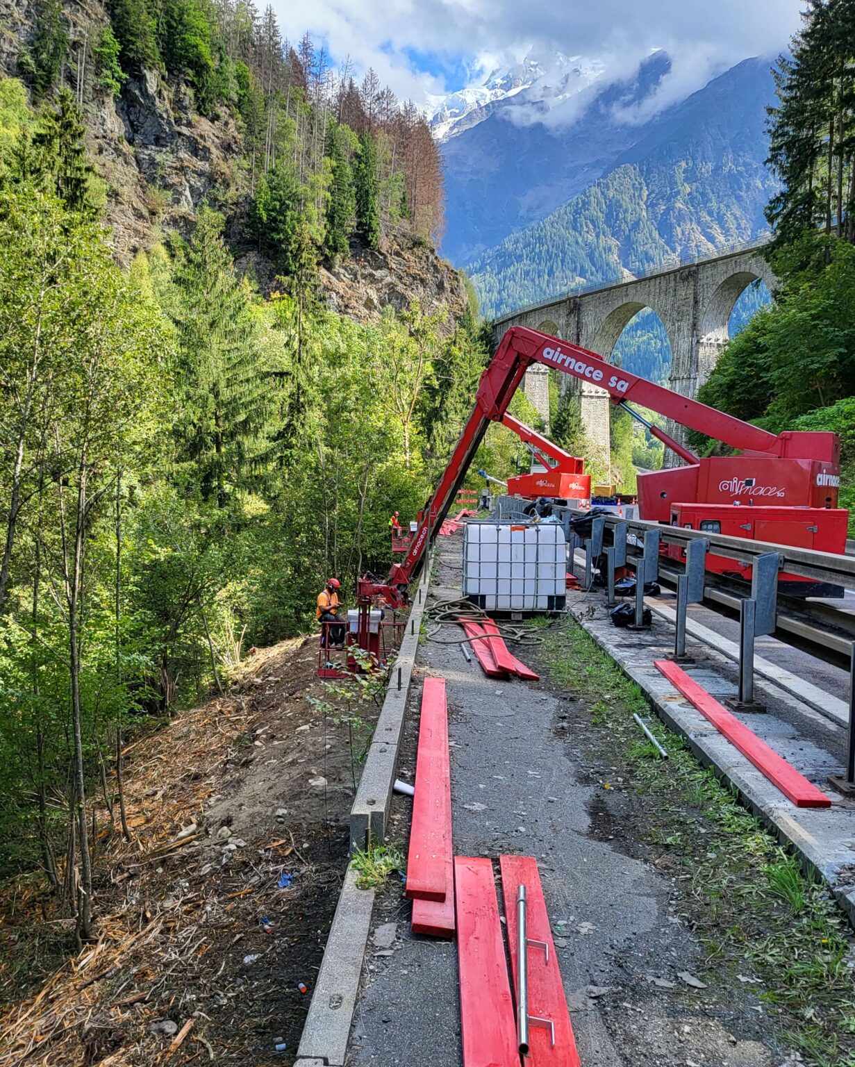 Les travaux d’octobre 2022 - Autoroute et Route Blanches (A40 et RN205 ...